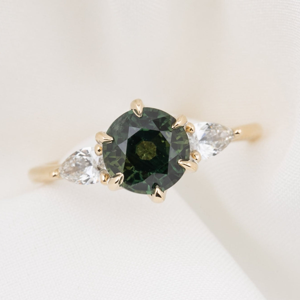 Claire Ring 1.71ct Parti Green Yellow Australian Sapphire, 14k Yellow ...